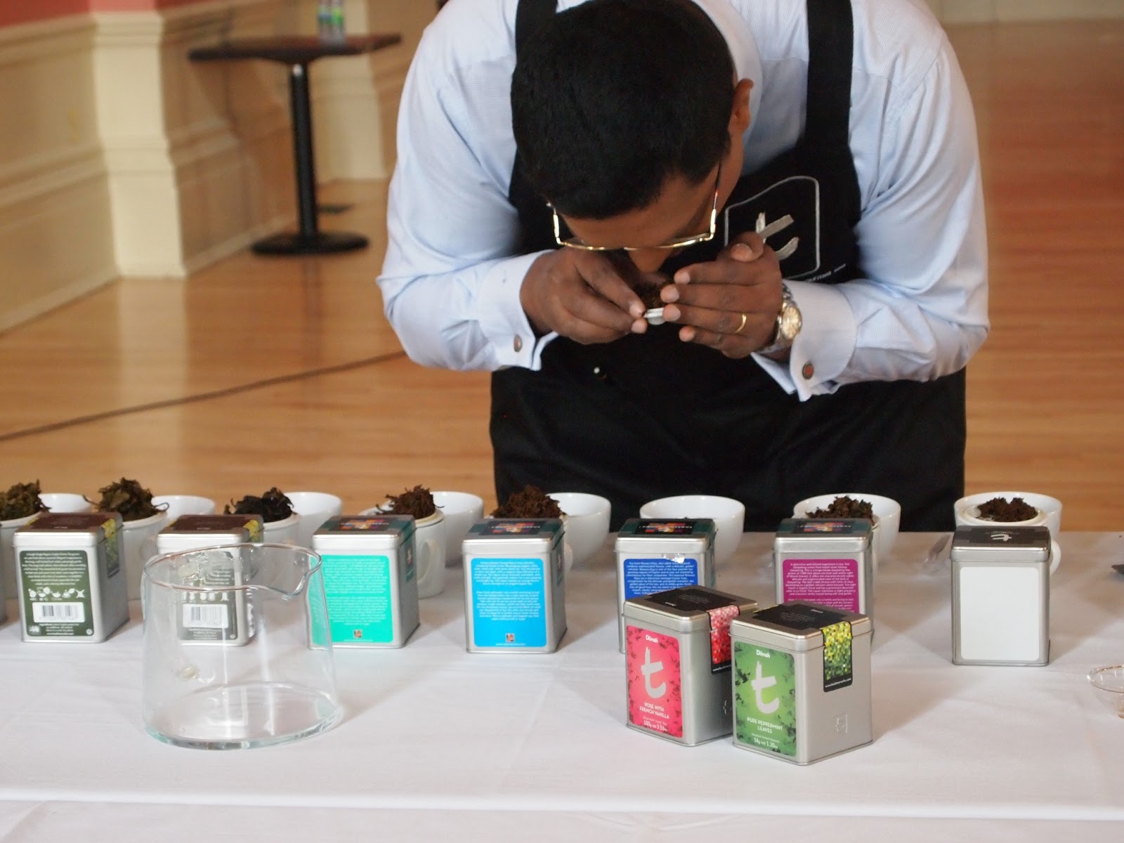 Adventures in Tealand: Slurp and Spit! ... My kind of Fun (Tea Tasting)
