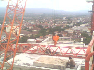 TOWER CRANE INDONESIA: Dismantling Tower Crane POTAIN FO 23B Malang ...
