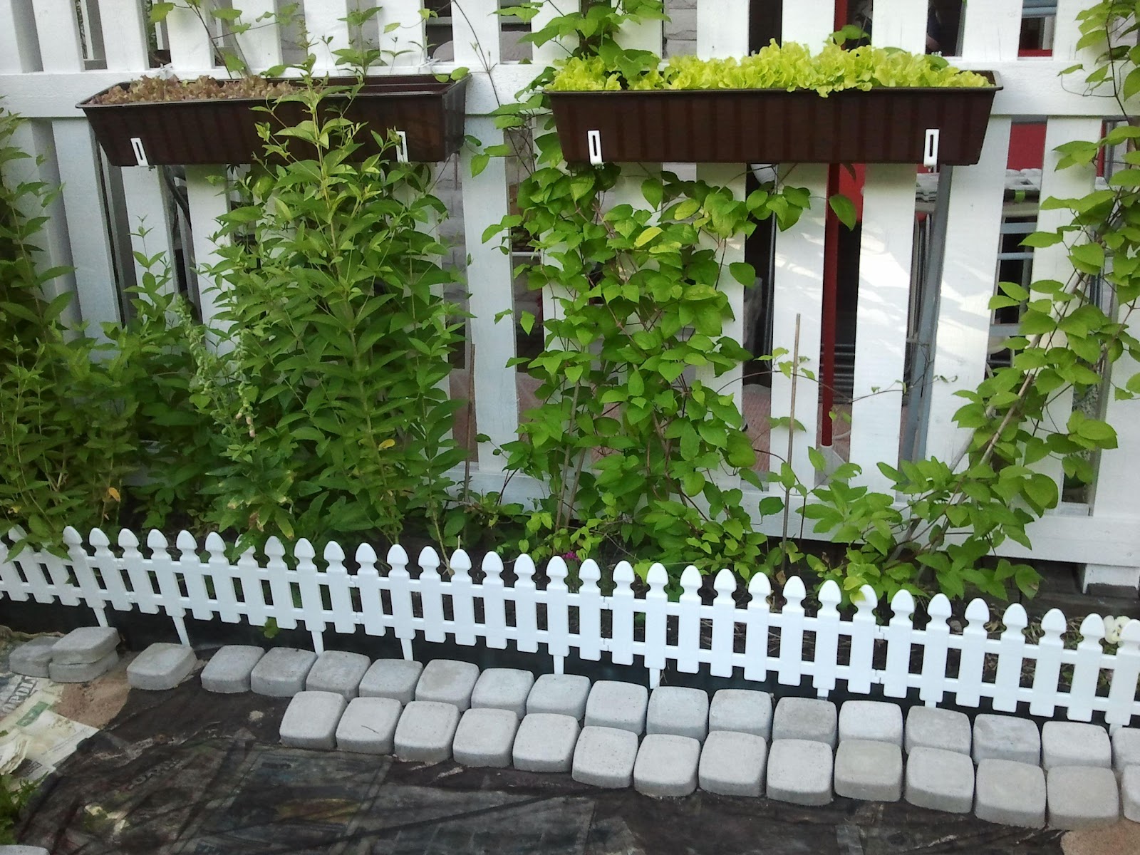 käsityöläisen kotona: Aitaelementti