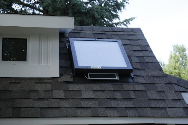 TINY HOUSE TOWN: The Plastic Tiny House