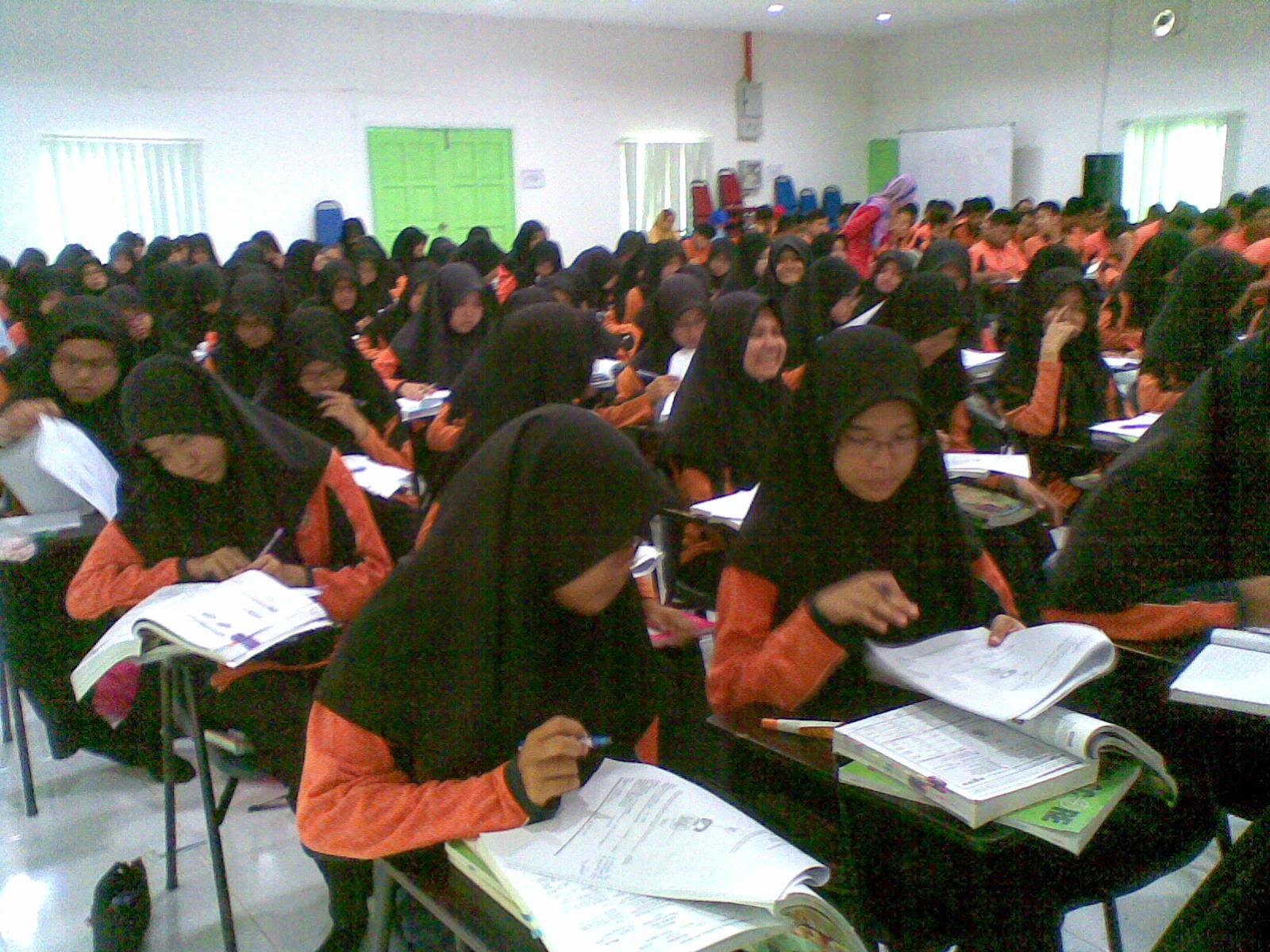 Rozaini Othman (Guru Cemerlang Biologi)