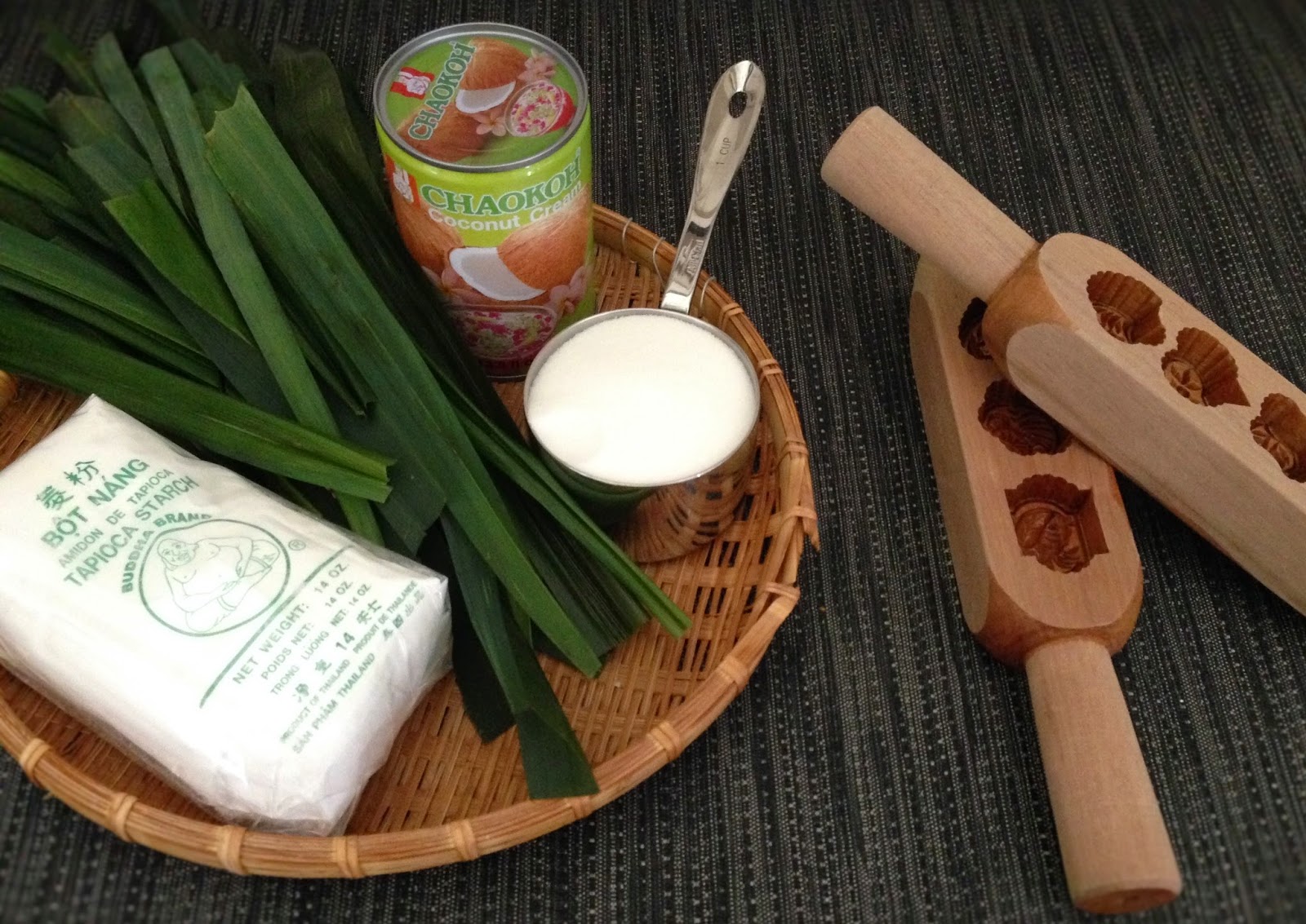 The Spices Of Life . . .: Bánh Phục Linh (Tapioca Cookies)