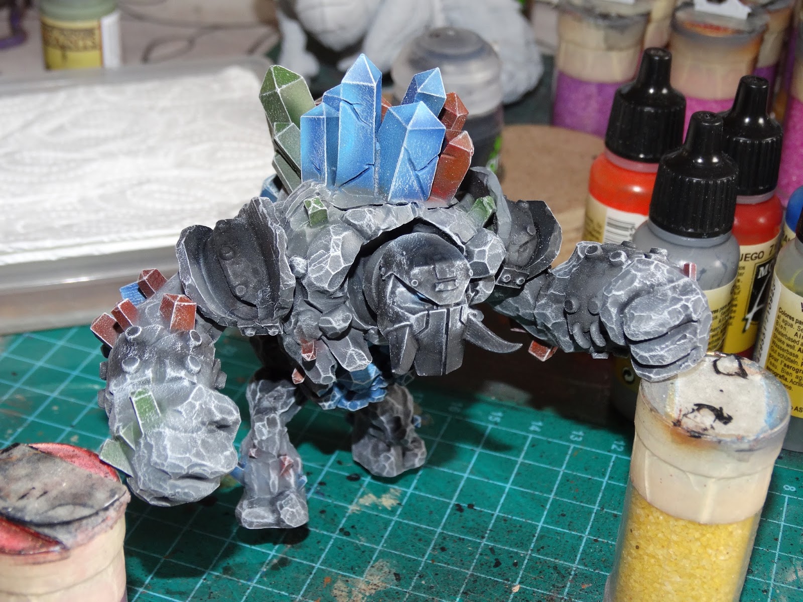 Making miniatures with Mario: Dwarf Golem with Crystal gems W.I.P.