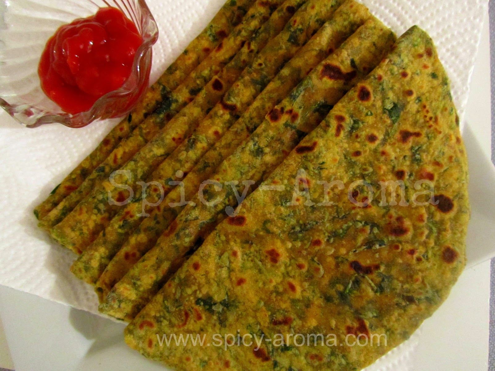 Methi Paratha (Fenugreek Paratha) - Recipe with Step by Step Pictures ...