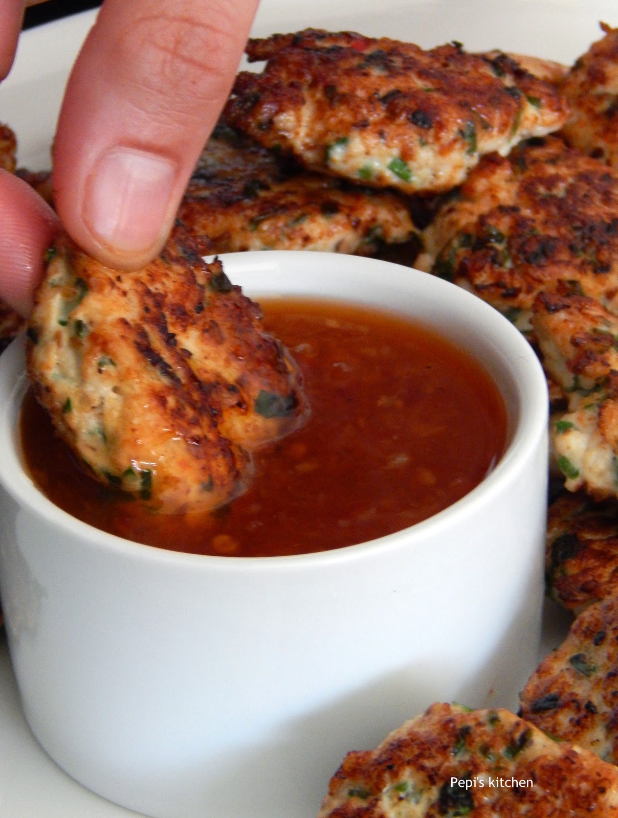 Pepi's kitchen in english: Chicken Patties with Ginger and Sesame Seeds