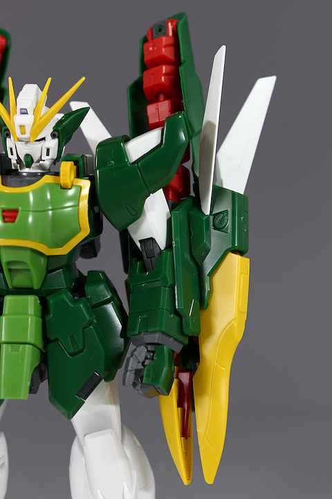 Review: P-Bandai: MG 1/100 Altron Gundam EW by Hobbynotoriko