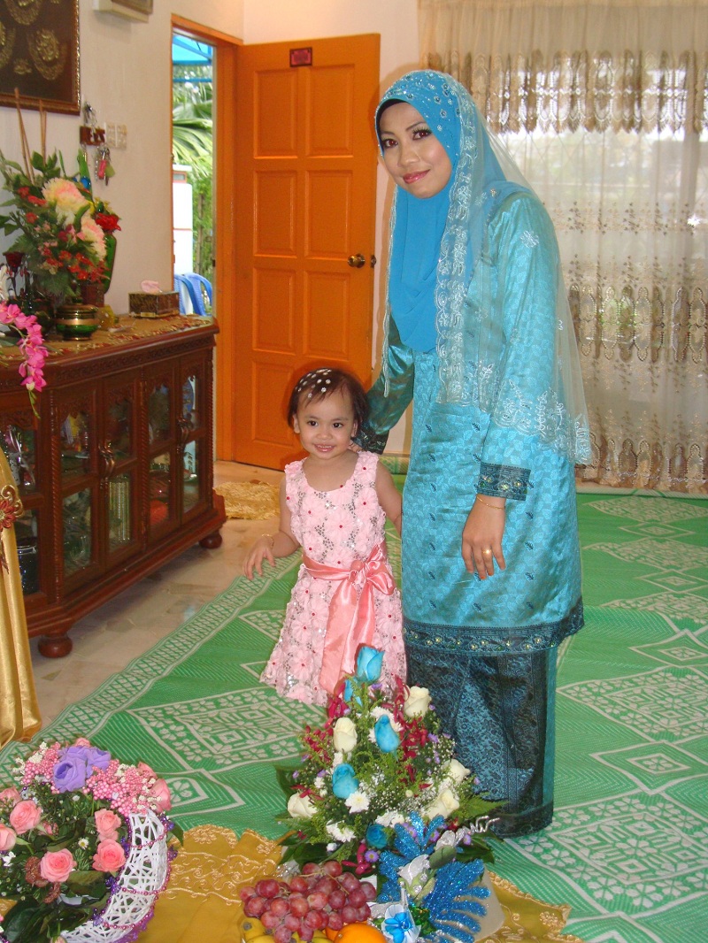 HIGHLIGHT: Erma Dura Yahya | Sari AnnNajwa Butik