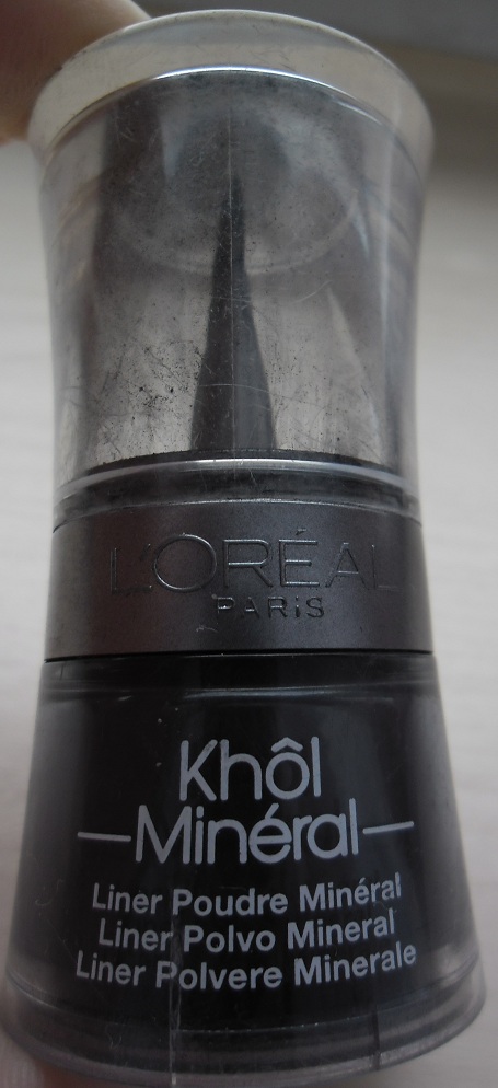Karola Bloguje: L'Oreal Kohl Minerals Powder Liner