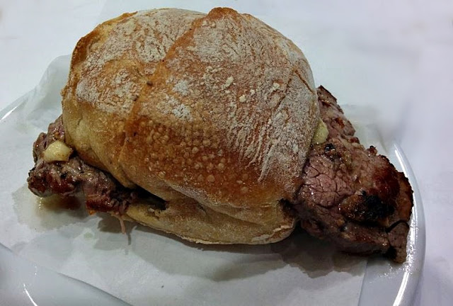 Receitas práticas de culinária: Prego no pão