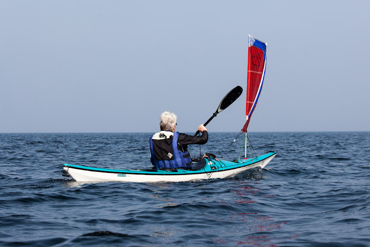 Sea kayaking with seakayakphoto.com: Flat Earth Kayak Sails Code Zero 0 ...