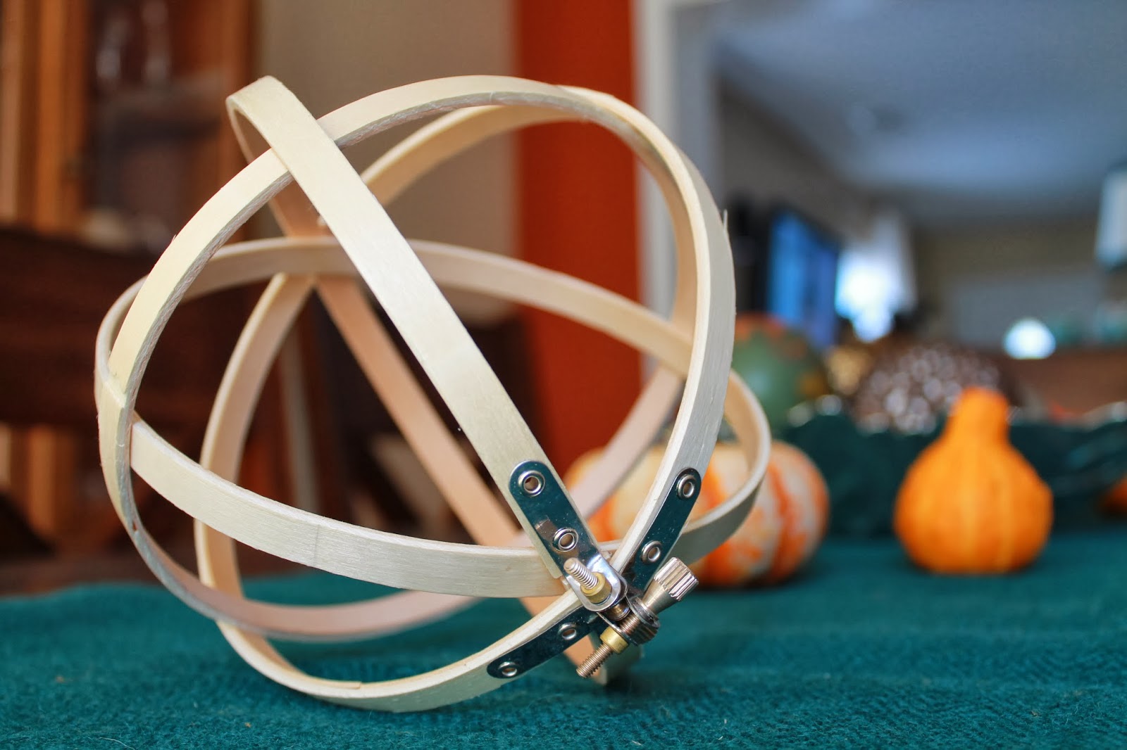 Hous.Love.Dog.Blog.: DIY Wooden Spheres