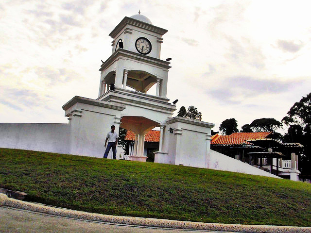 Post 8 - Menara Jam di Malaysia - Relaks Minda