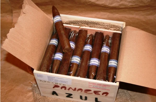 Курительные трубки.: Топ-10 лучших сигар в Cameroon Wrapper.