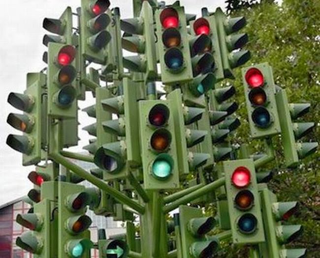 THE FINAL CHAPTERS: STOP LIGHT