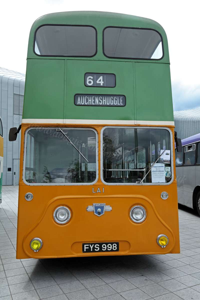 Dougie Coull Photography: Vintage Buses - Riverside Museum