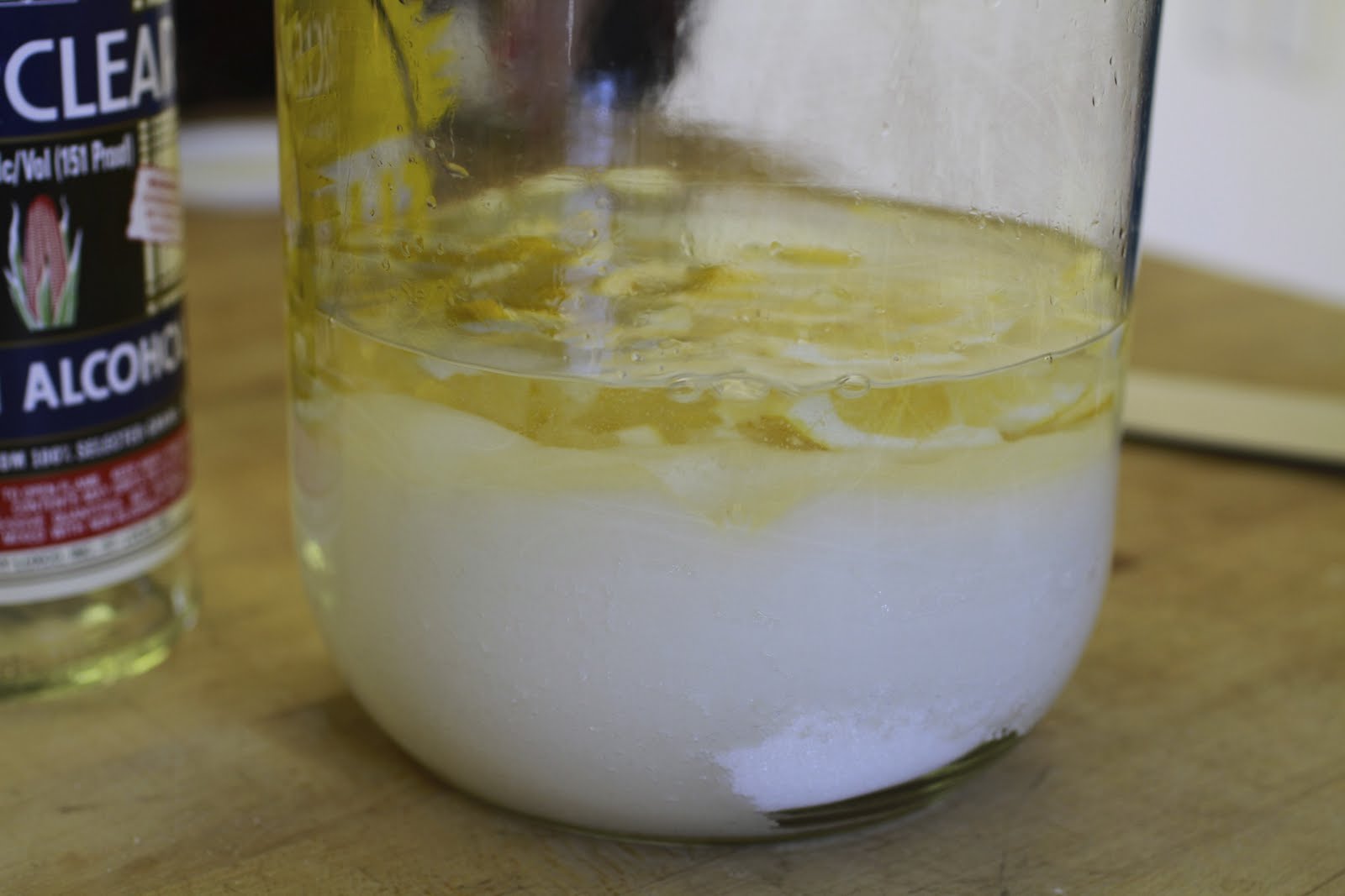 A Serious Bunburyist: Liquore latte di vecchia