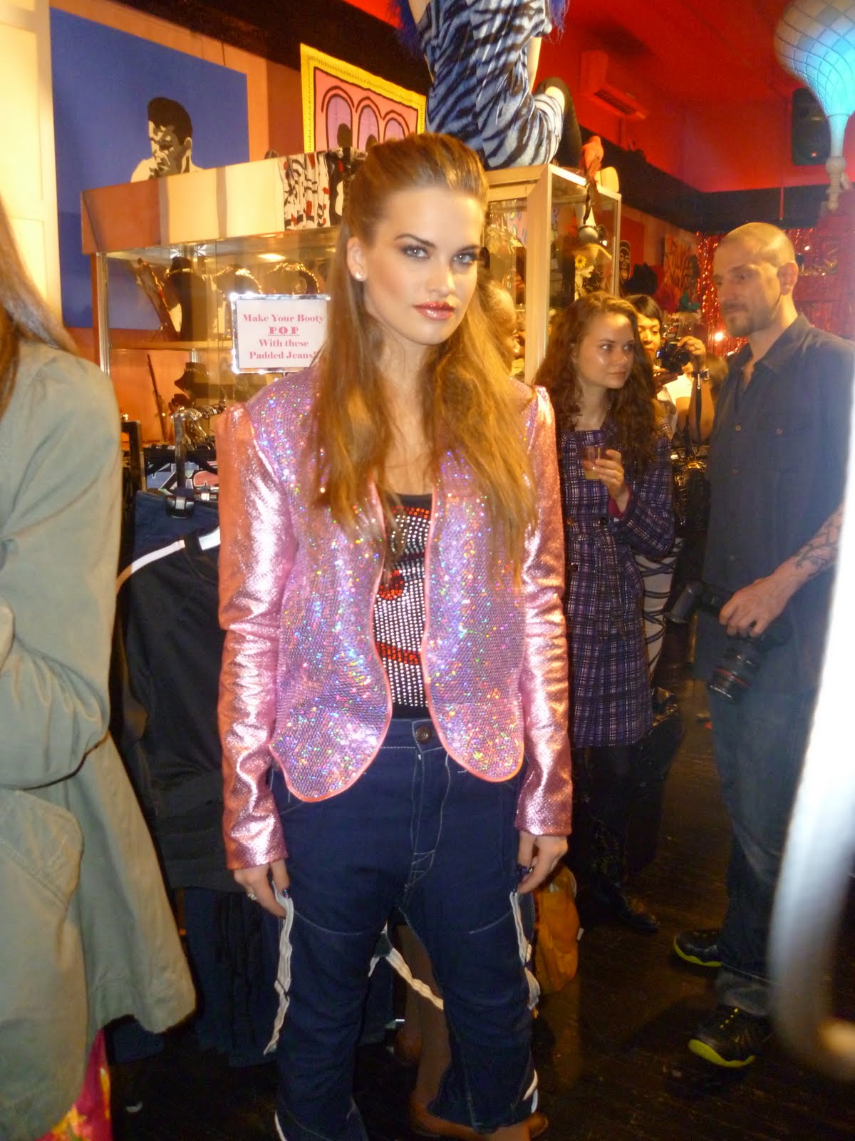 ESTILO NYC: SHOP AND ROCK AT THE PATRICIA FIELD BOUTIQUE