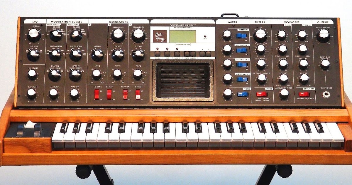 MATRIXSYNTH: Moog Minimoog Voyager Signature Edition SN 351 of 600