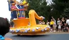 Big Bird Bridge: Rock Around the Block Parade