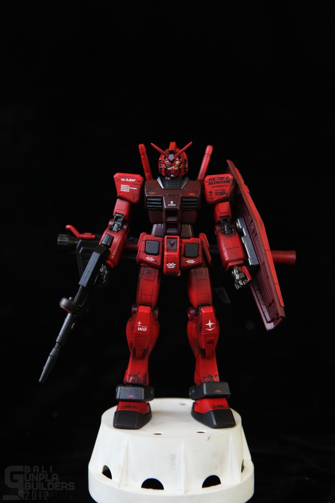 GUNDAM BALI : HG Rx 78-2 Casval by Otong Gen