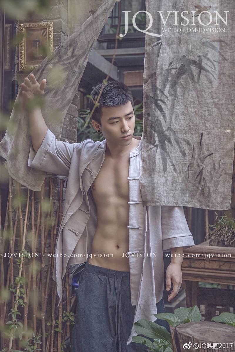 Grand Boyzone: JQ Vision X1