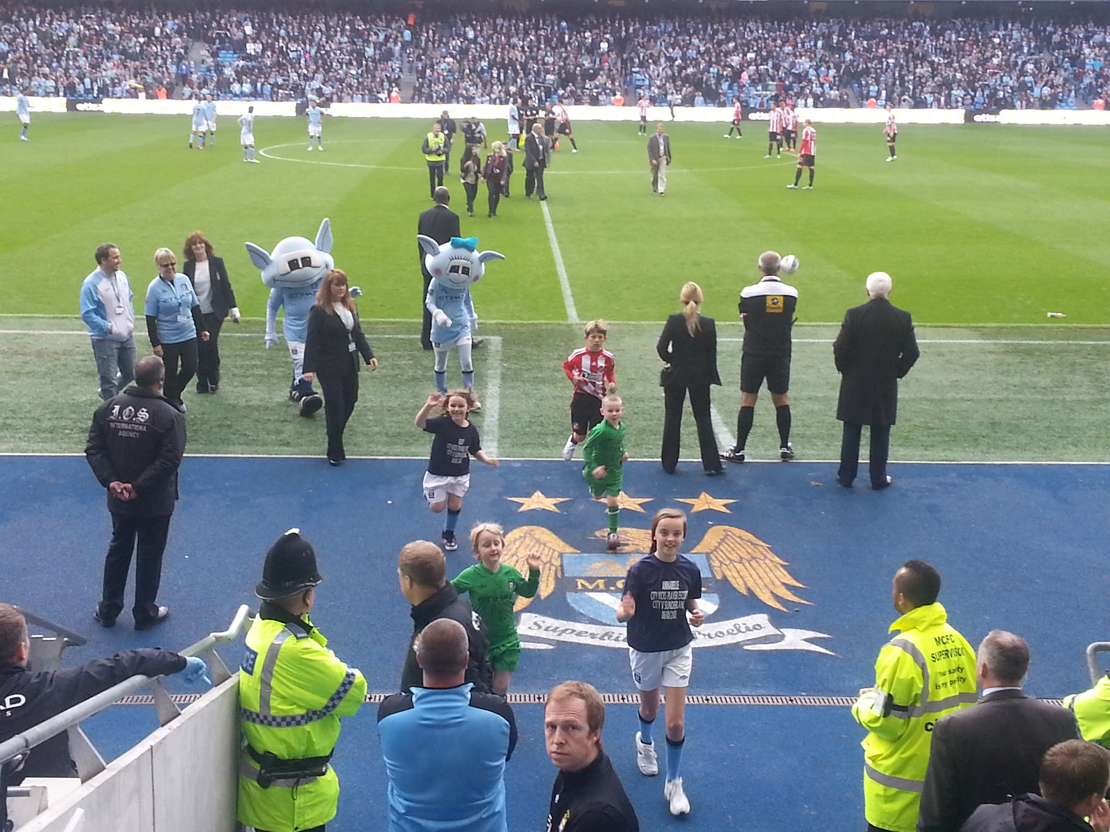 M11 3FF: Perfect Day