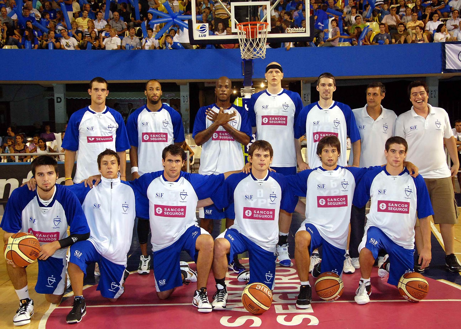 punto y coma: Club Malvín de Basketball