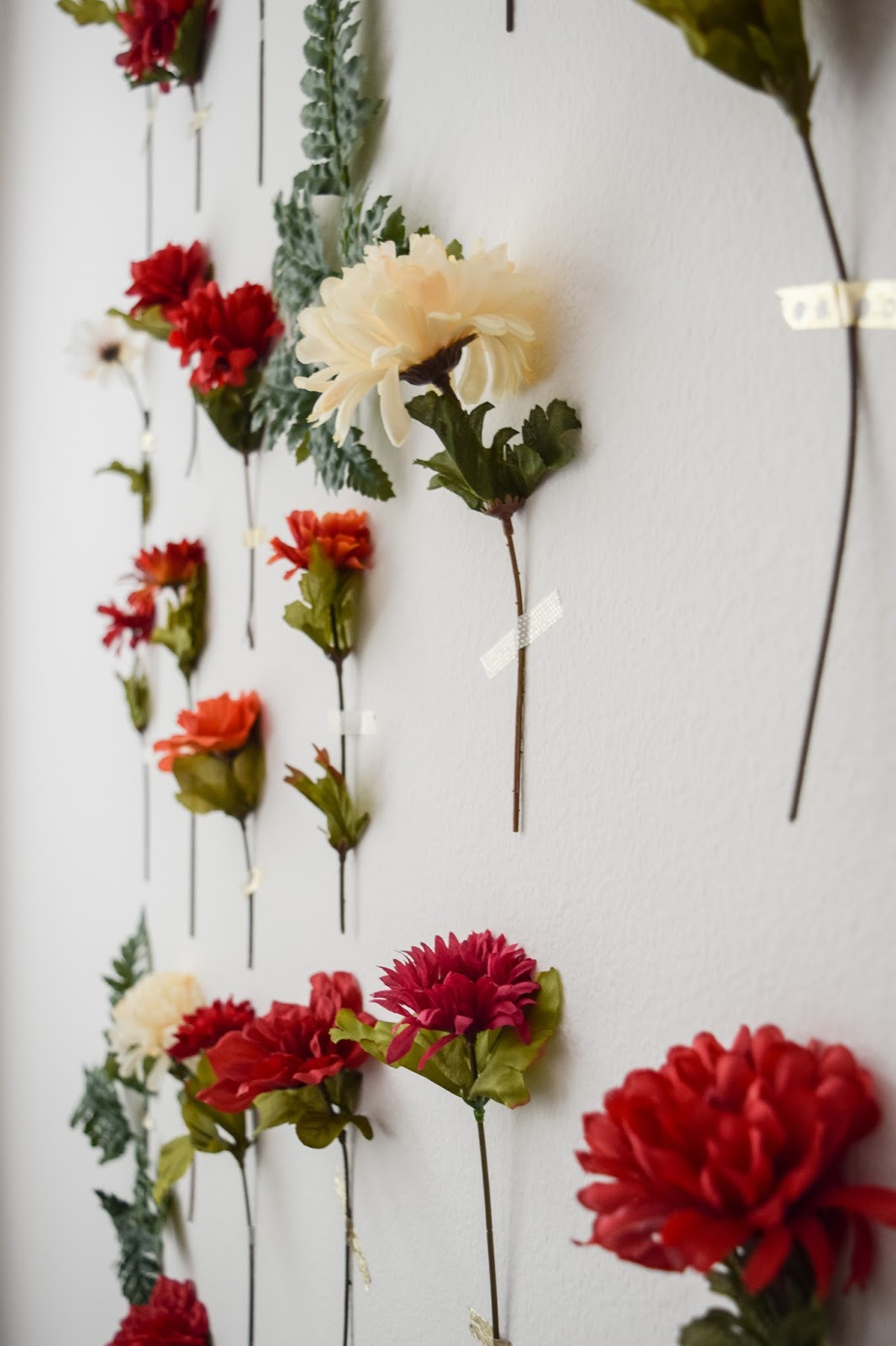 DIY flower wall | The Red Pencil Box