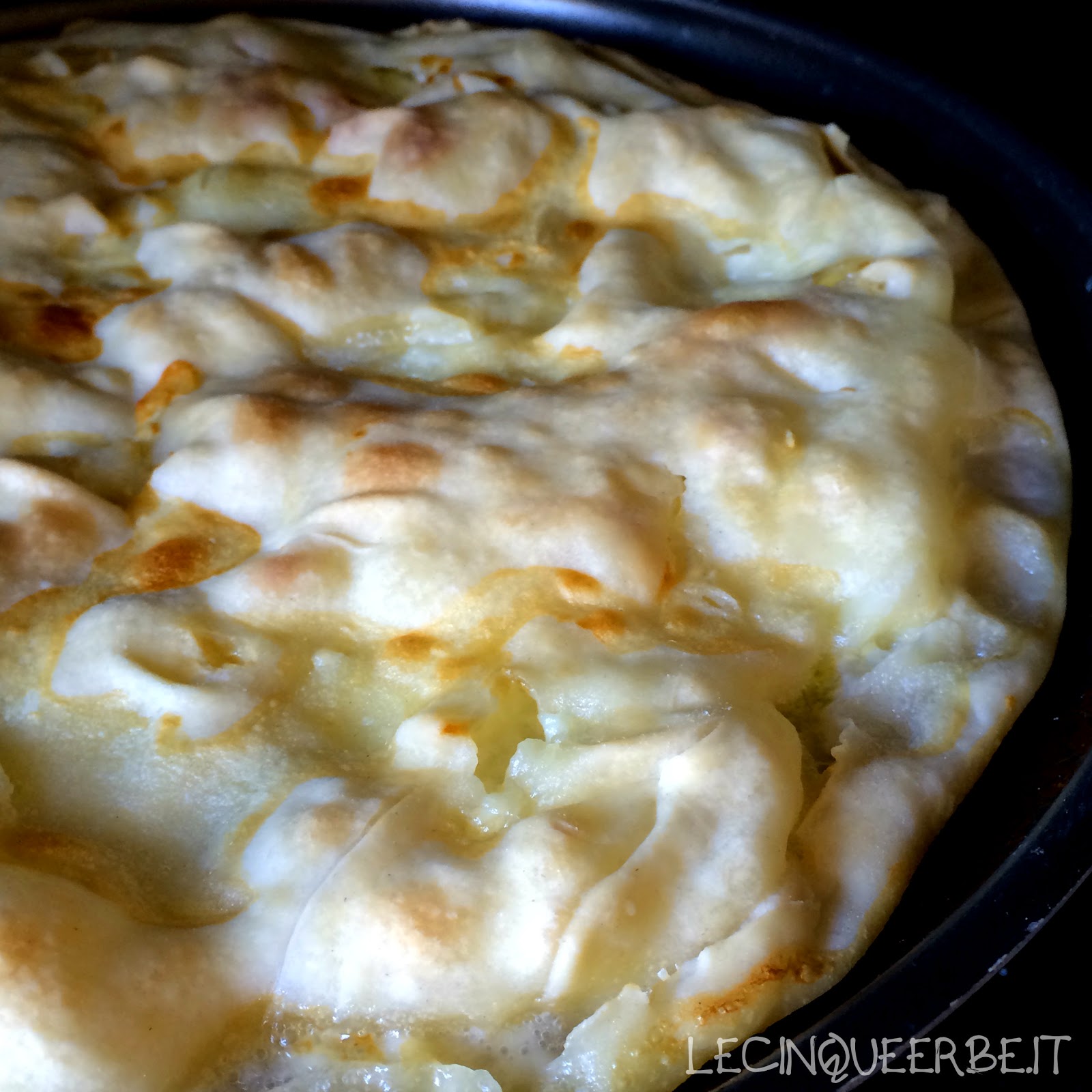 LE CINQUE ERBE: La Focaccia al formaggio, se proprio non potete andare ...