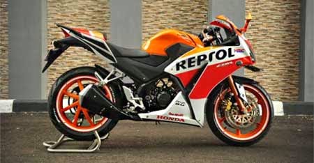 Modifikasi CBR150R Lokal K45 ala Mono Arm Moge 400cc | Spek Motor