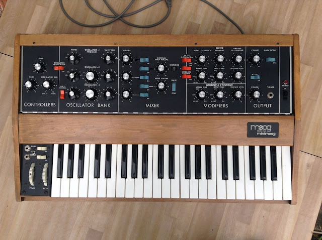 MATRIXSYNTH: Minimoog Model D SN 9237 with Extras
