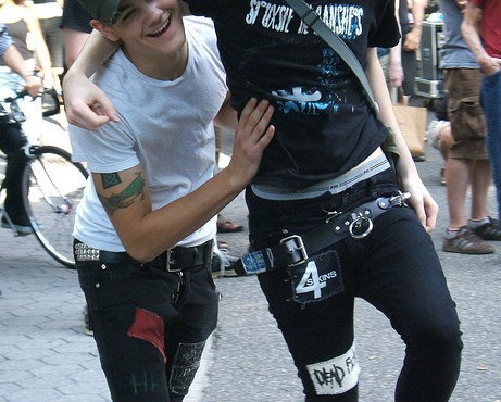 Mind The Style: Punk Rock yourself! Toga Party Generation, part 2!