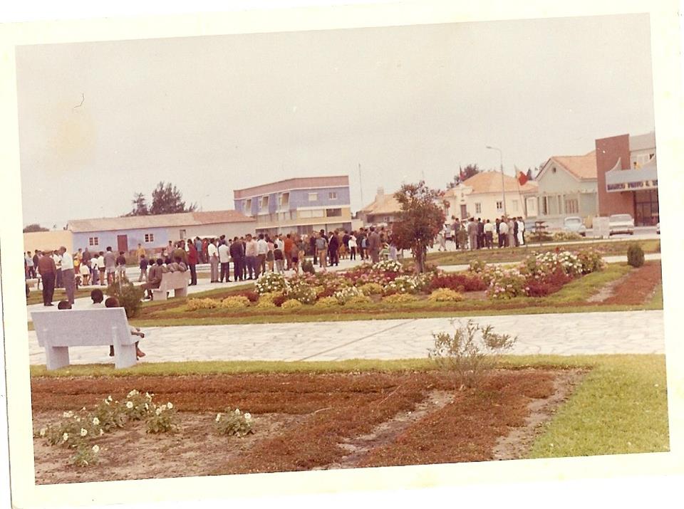 7º "KIMBARES. Nazaré. 2013": A cidade de Porto Alexandre (anos 70's)