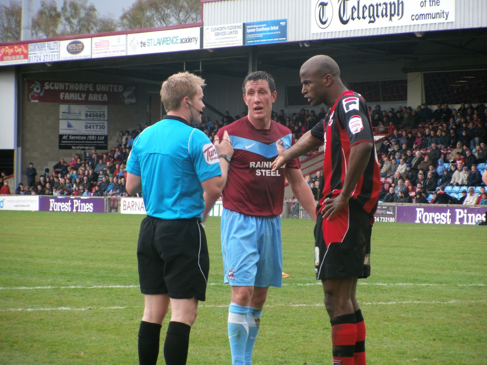 Pie and Mushy Peas: Scunthorpe United FC