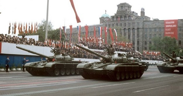 JNA na poslednjoj vojnoj paradi 1985. u Beogradu! (VIDEO)