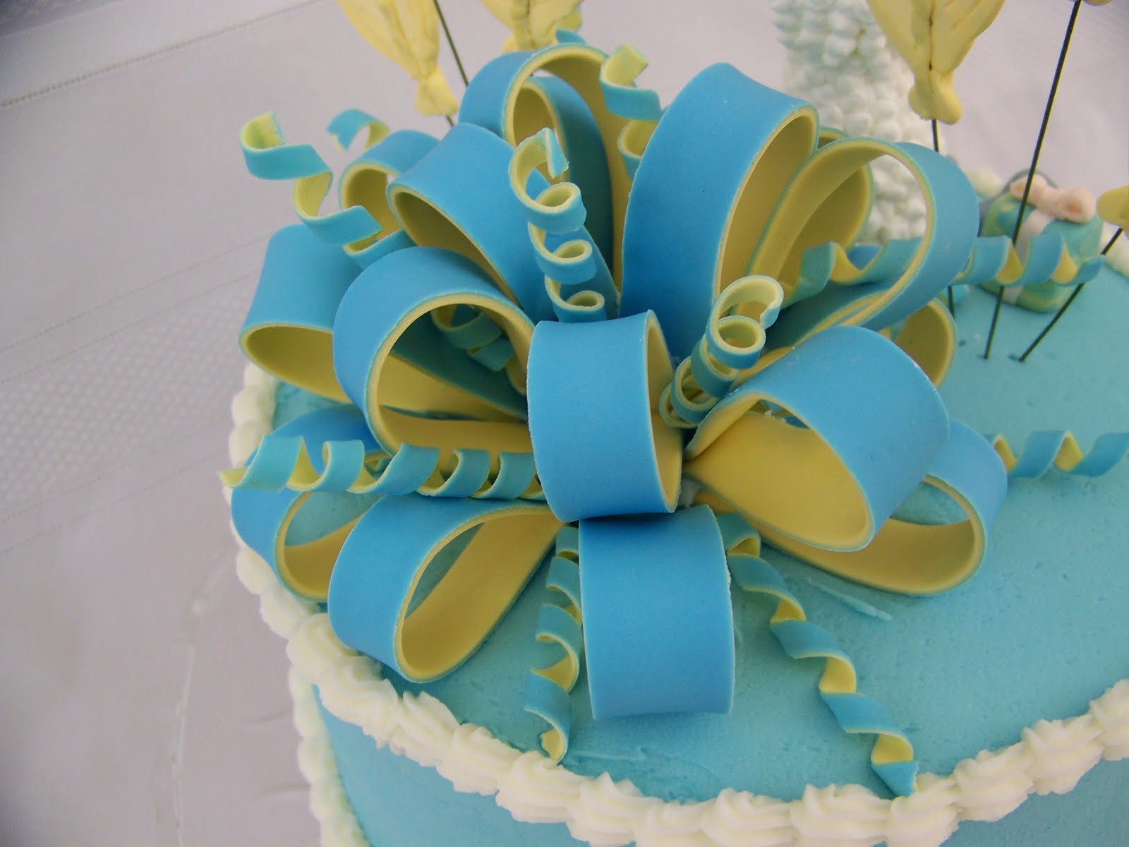 Kiddles 'N Bits: Fondant Loopy Bows
