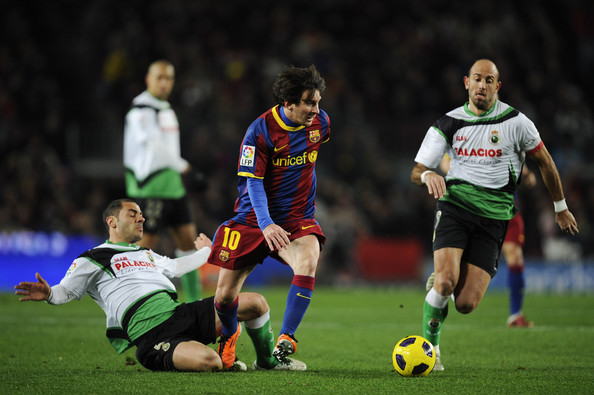 pictures Lionel Messi Barcelona v Racing Santander - La Liga