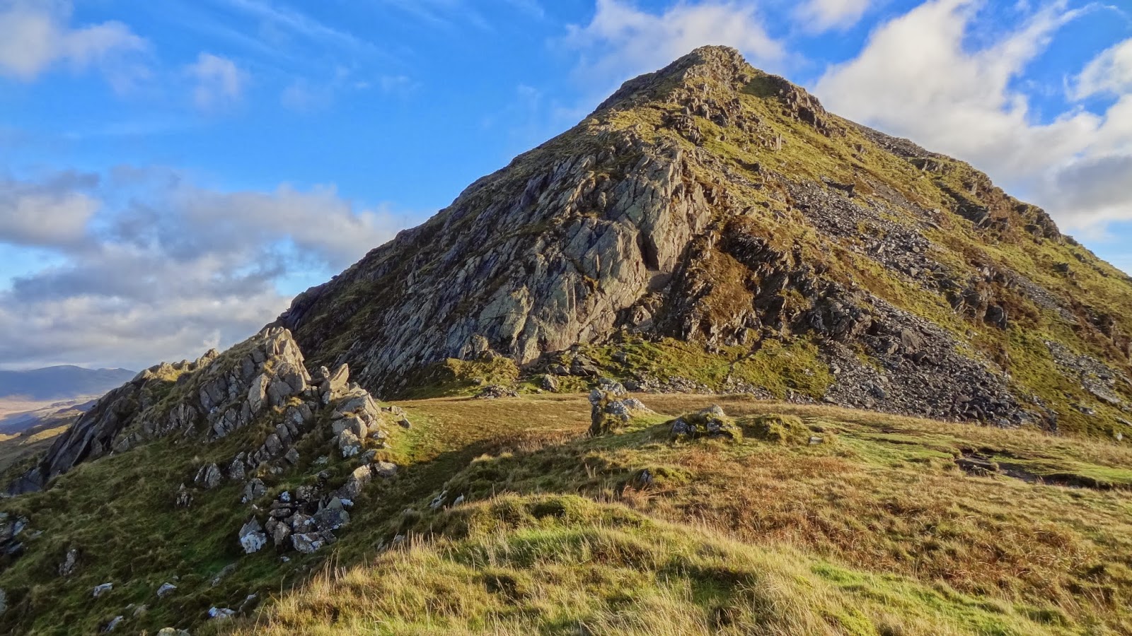 A Redeye View: Cnicht 10-11-13