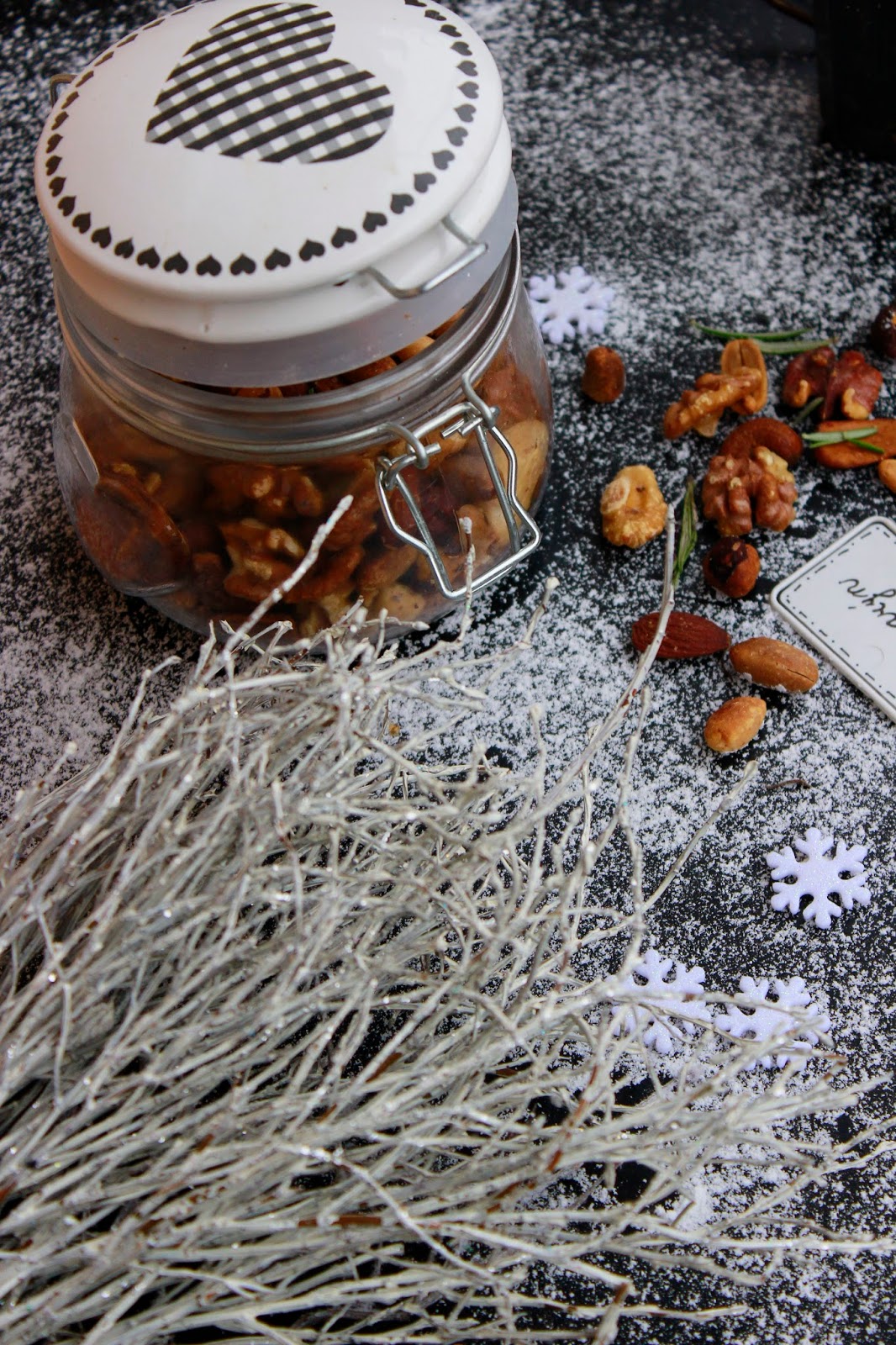 Delicious blog: Rozmarýnové oříšky