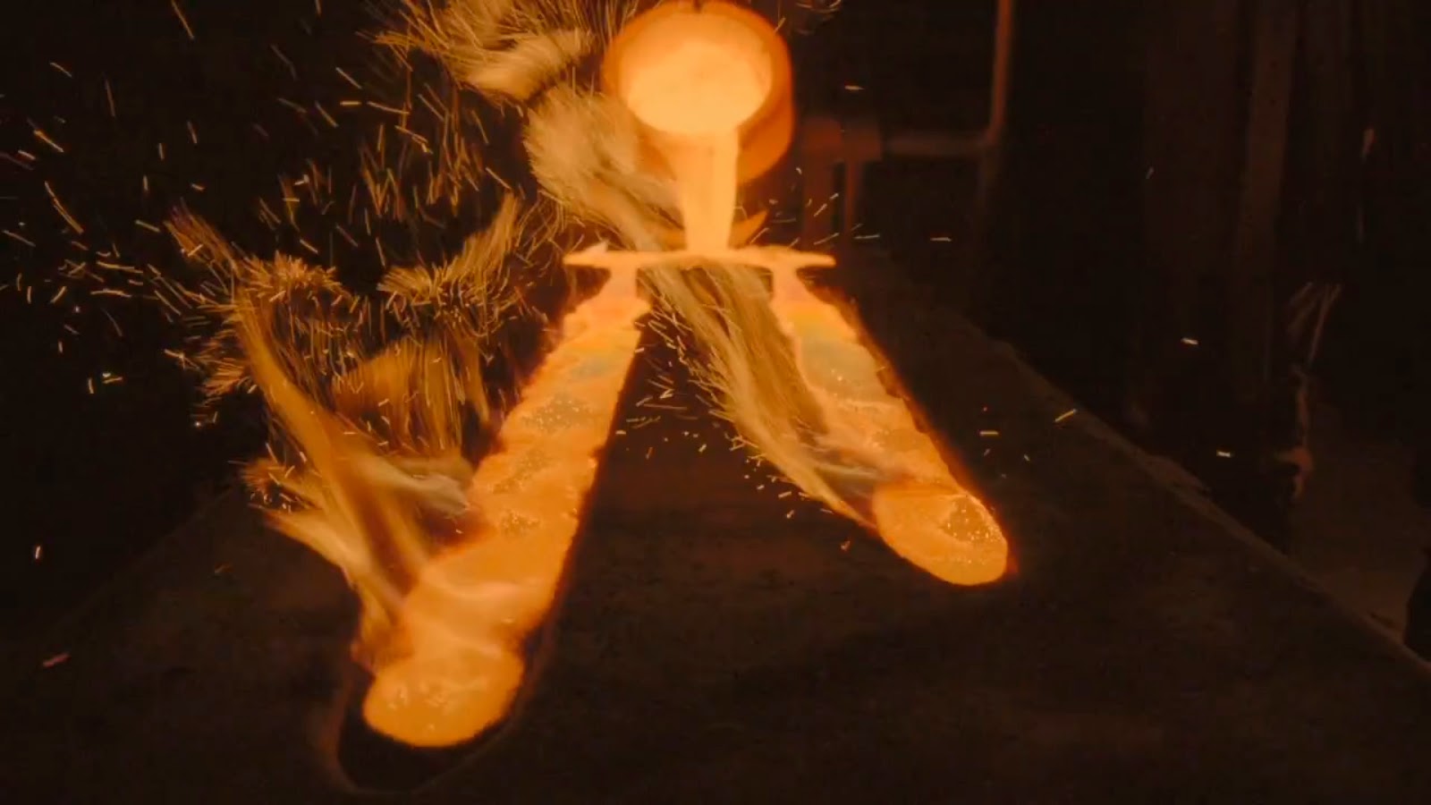 Verdade Absoluta: FORJANDO UMA NOVA ESPADA PARA A BATALHA!