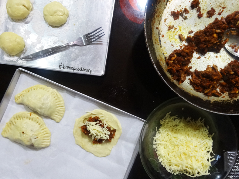 Homefood Story: Baked "Panada", Indonesian Fish Empanada