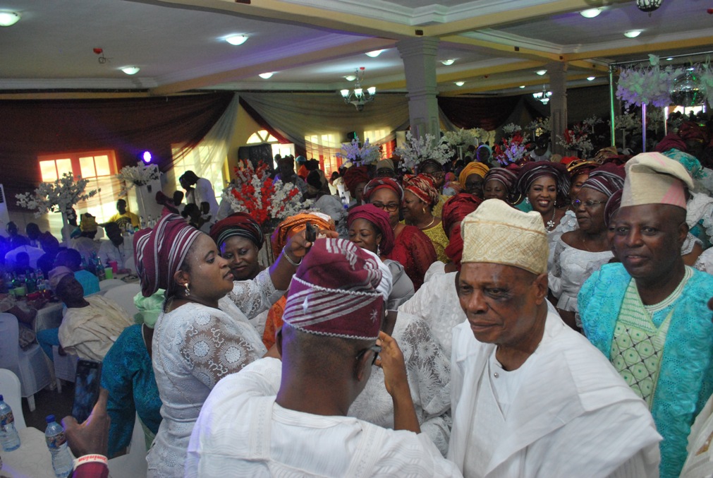 Pastor Ogunlade gives daughter's hand in marriage