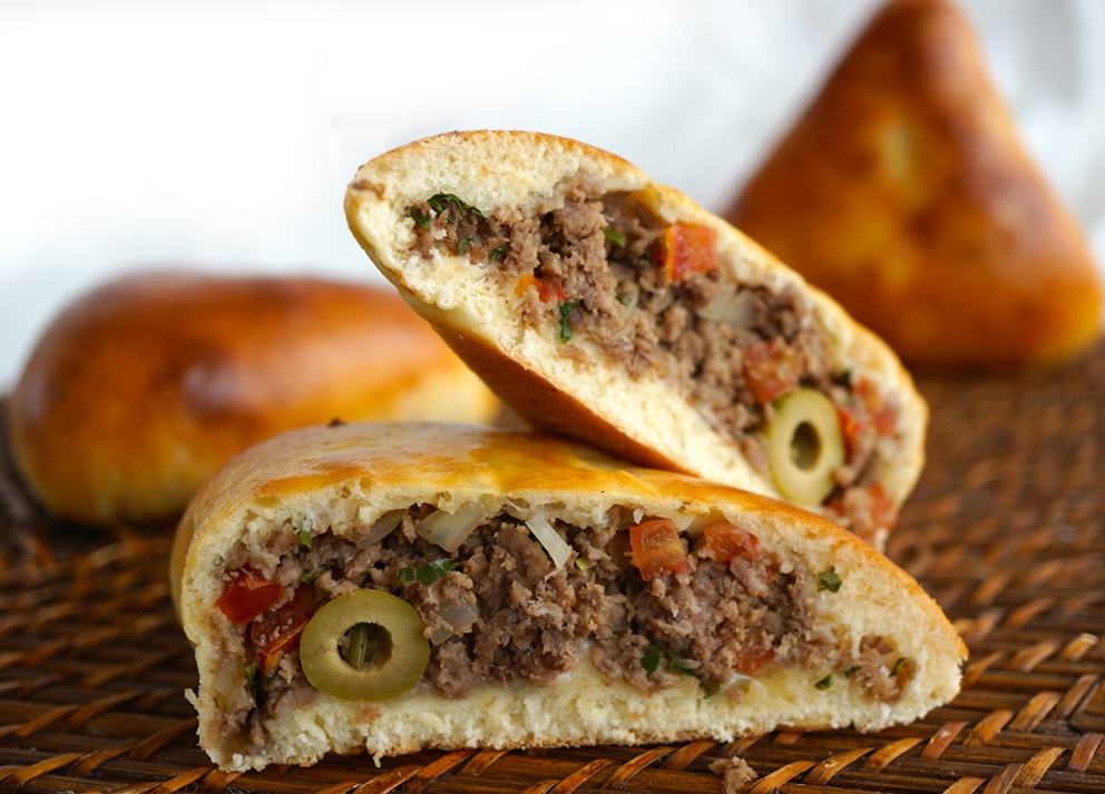 Zied Salgados: Esfiha: Da Síria ao Brasil