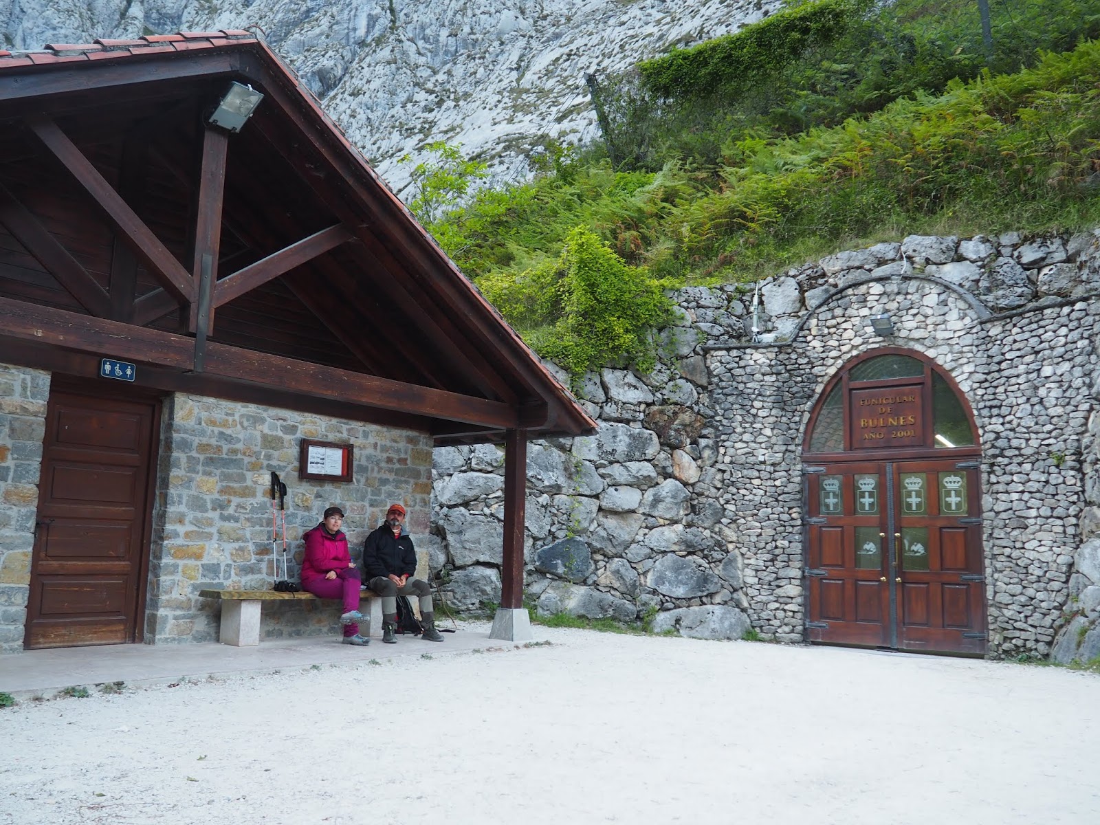 EL MOCHUELO CURIOSO: Ruta SUBIDA A BULNES - PICOS DE EUROPA.