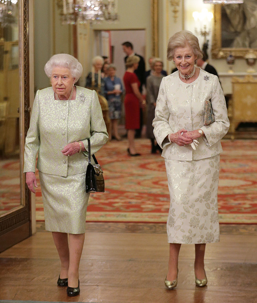 Royal Family Around the World: Queen Elizabeth II Hosts Reception For ...