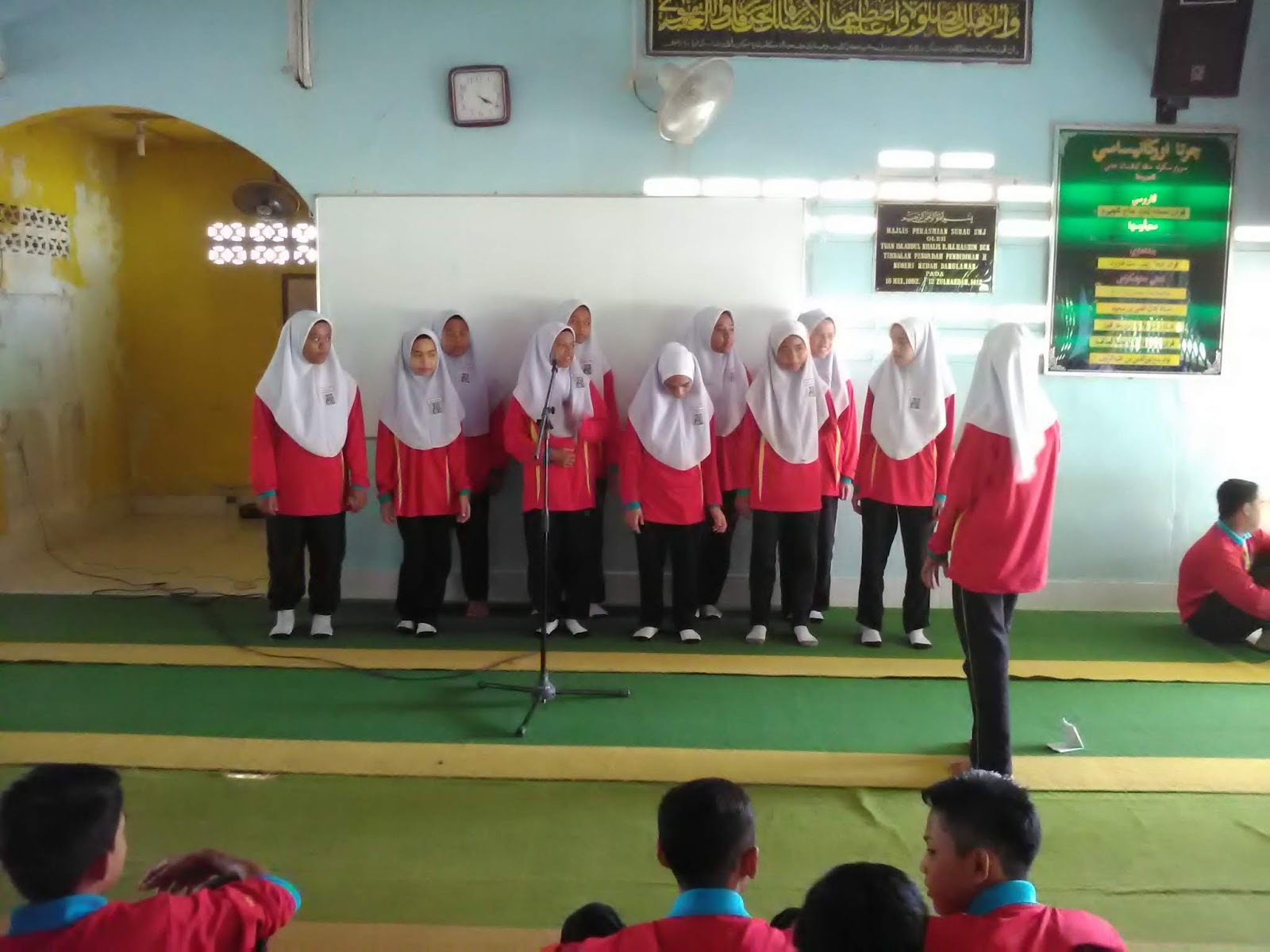 Pertandingan Nasyid Antara Kelas Tingkatan Satu SMK Jabi : 7 Ogos 2018 ...