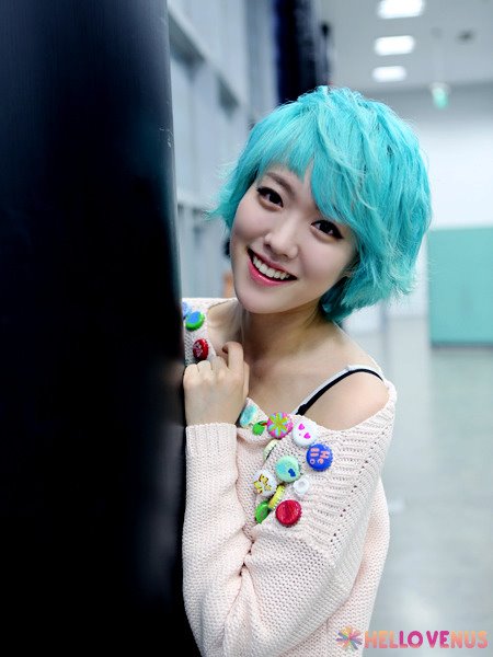 Ciekawostki Kpop: Magia kolorów z koreańskimi idolami - Niebieski i Zielony