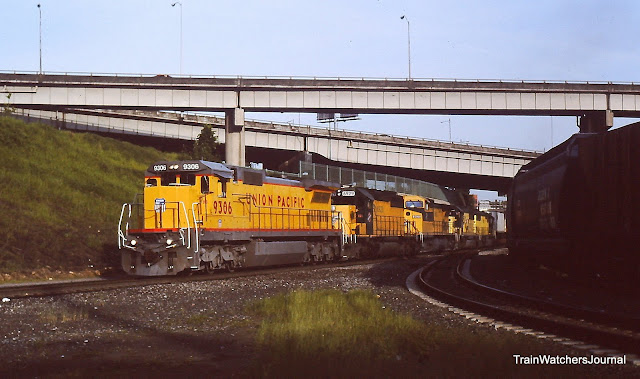 TrainWatchersJournal: Hot Pig Trains Continued - Union Pacific 1995
