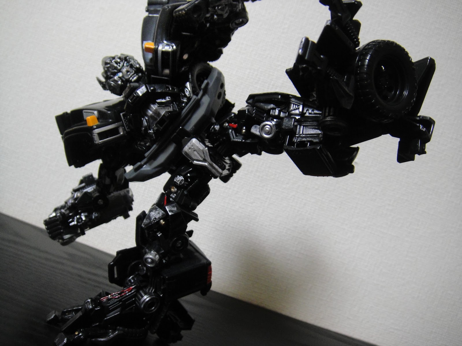 アイアンハイド（スタジオシリーズ）リペイント Transformers Studio Series Ironhide Custom Repaint