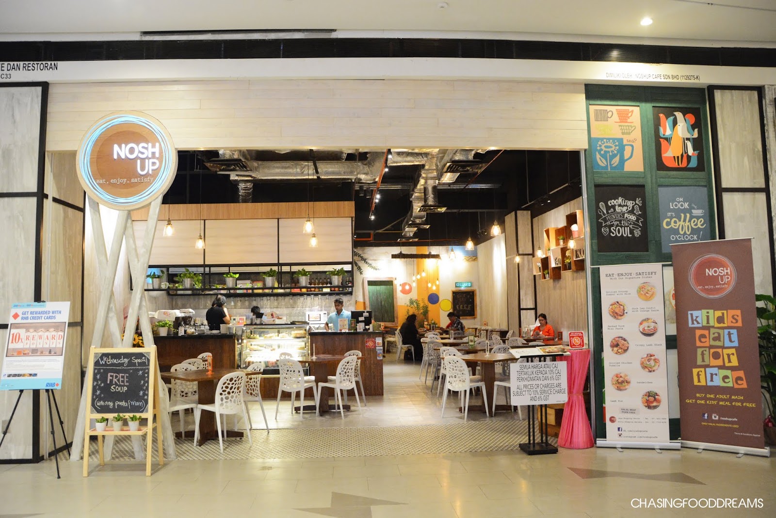 CHASING FOOD DREAMS: Nosh Up @ The Atria Shopping Gallery